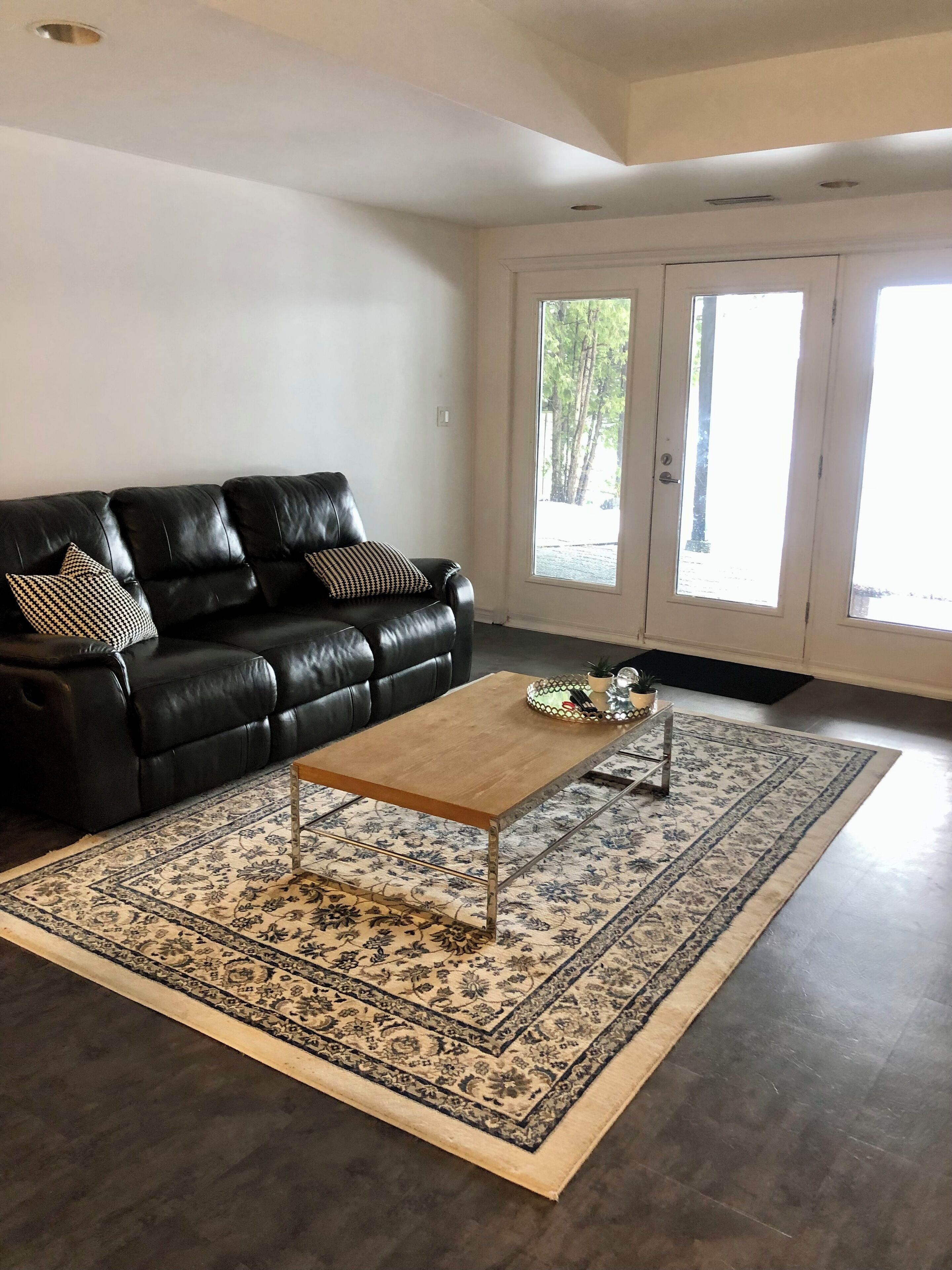 Two Bedroom Guest Suite On The Lake - Ontario