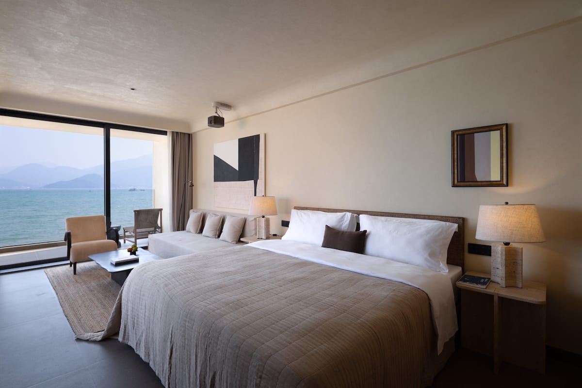 Quarto Duplo Deluxe, vista para o mar | 1 quarto, roupa de alta qualidade, com decoração personalizada