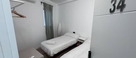 Quarto Duplo, casa de banho privativa | Diversos