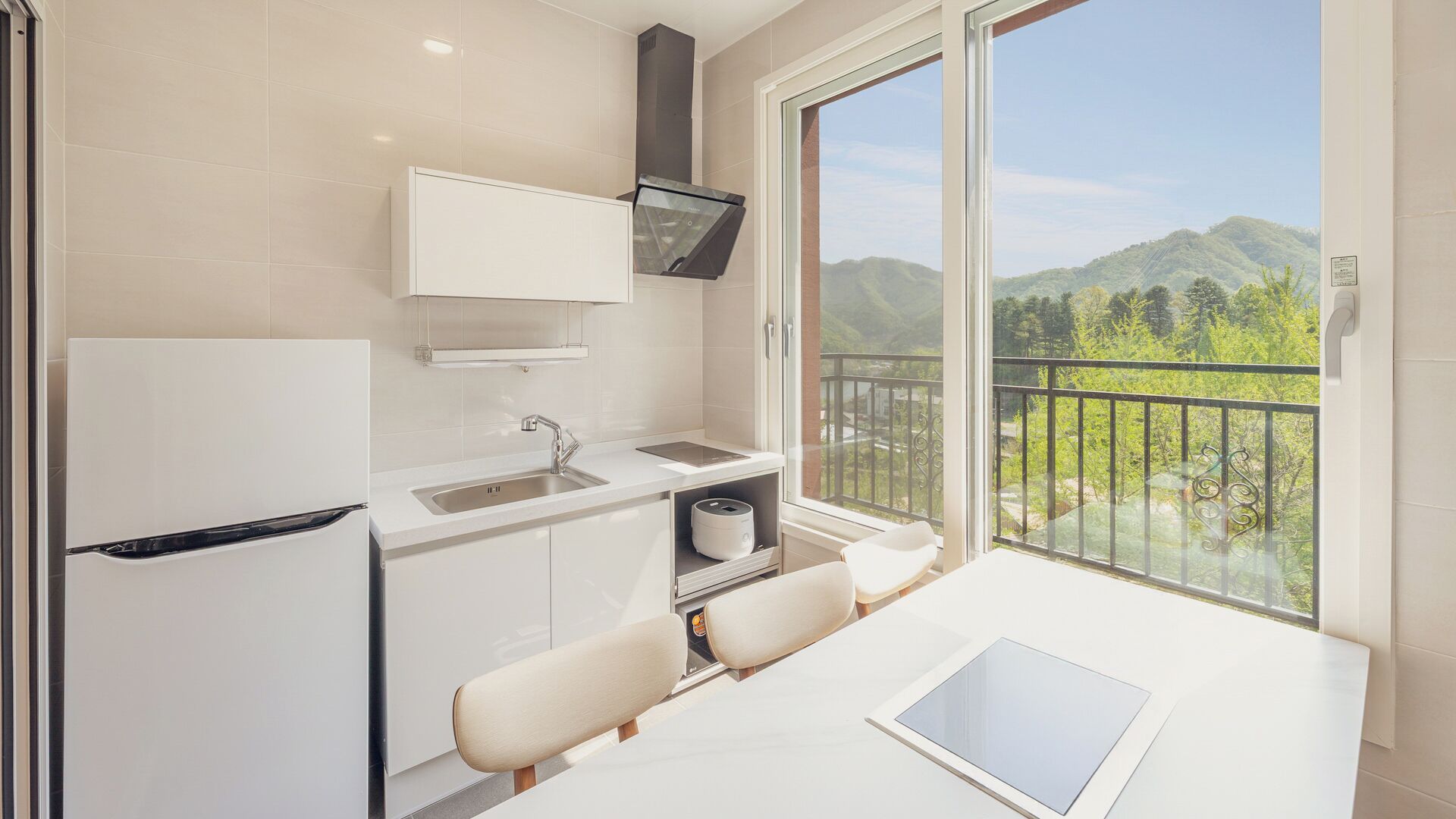 Quarto básico, 1 quarto (Laonhaje Room 401(BBQ/Pool₩50k)) | 1 quarto, Wi-Fi de cortesia