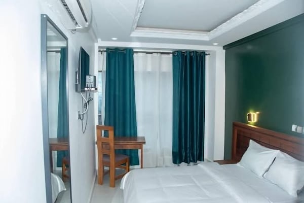 メルヴェイユ オテル ドゥアラ - ドゥアラ