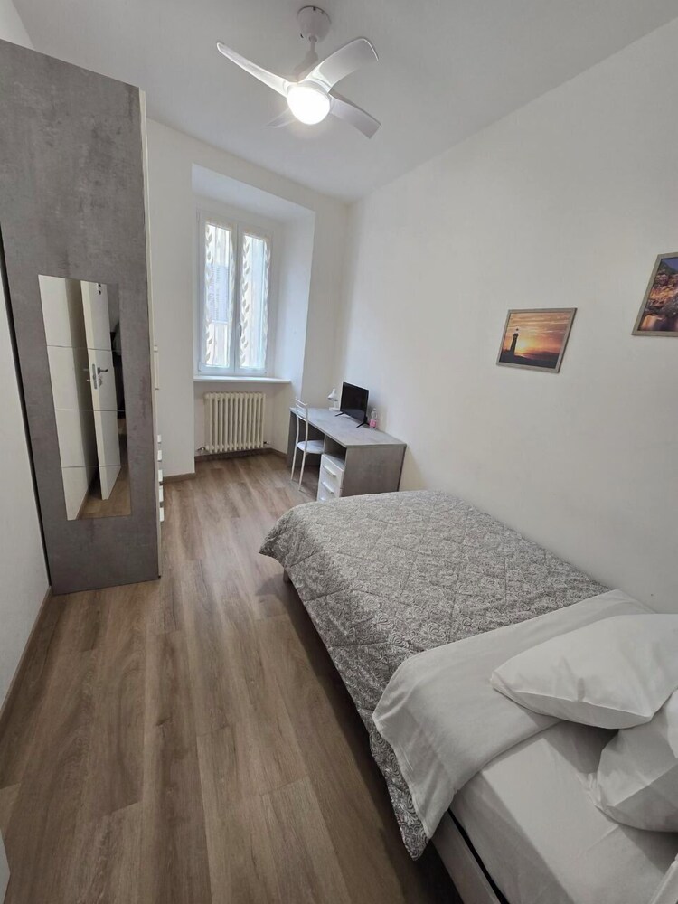 Danito Rooms 3 - Ancona