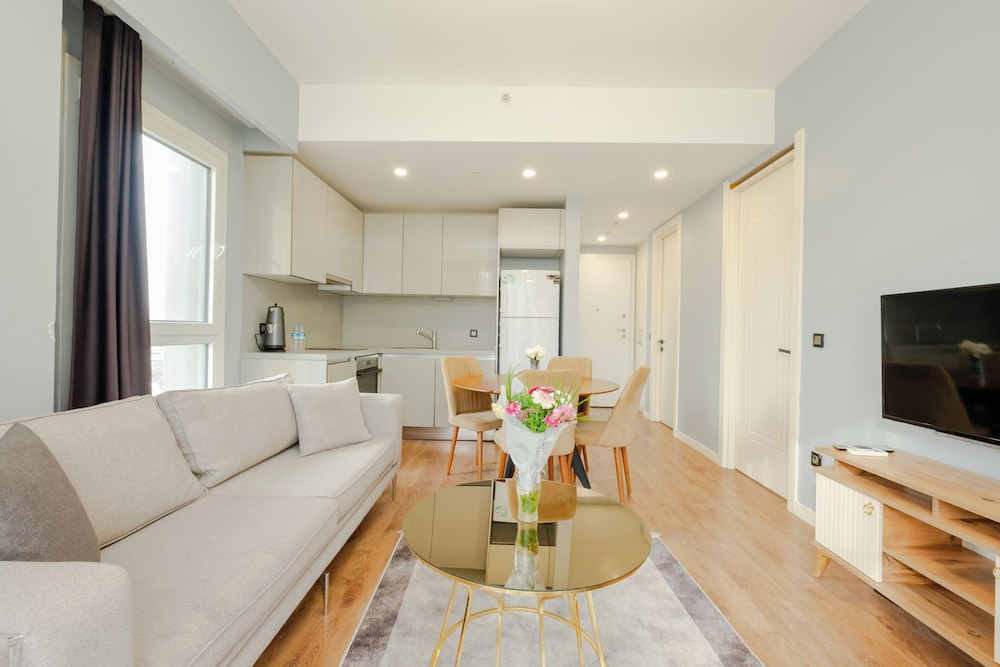 Lux Residence 2 Rooms 1 Saloon - İstanbul