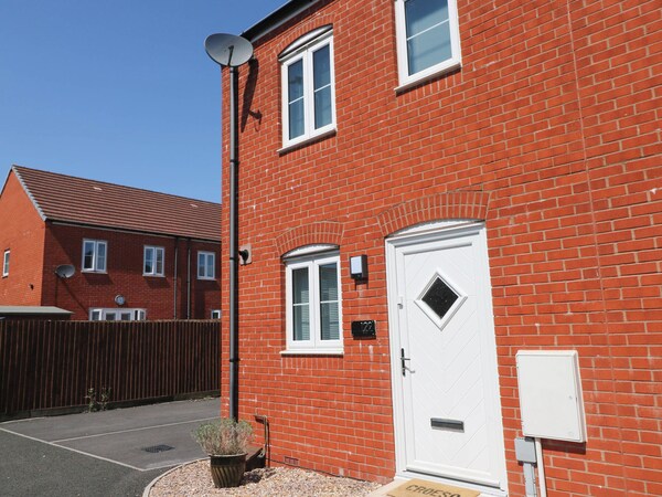 Ty Bach Twt - Llanelli