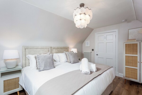 No.36 South Beach - Donnini Apartments - Troon