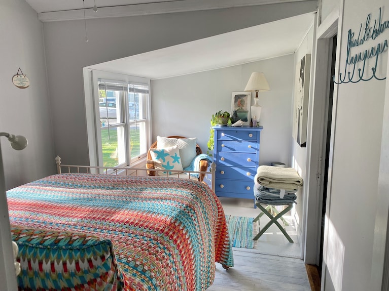 Charming 1920's No Frills Cottage In Peaceful Old Saybrook - Connecticut