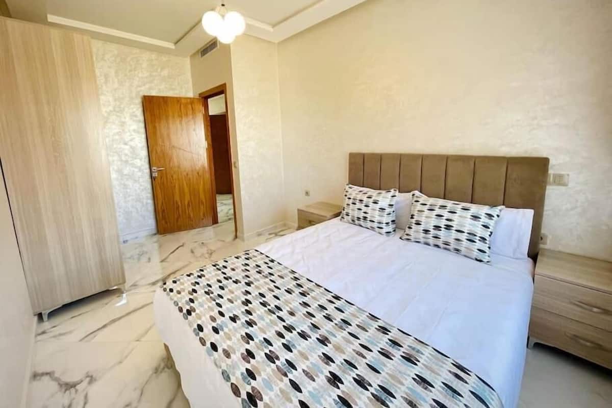Apartamento conforto, vista para o jardim | Cortinas blackout, Wi-Fi de cortesia