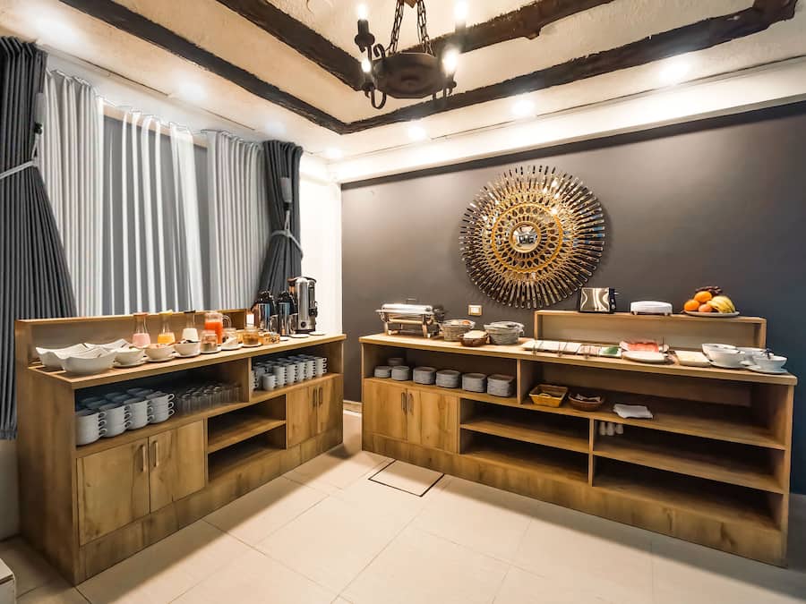 Pequeno-almoço tipo buffet diário incluído
