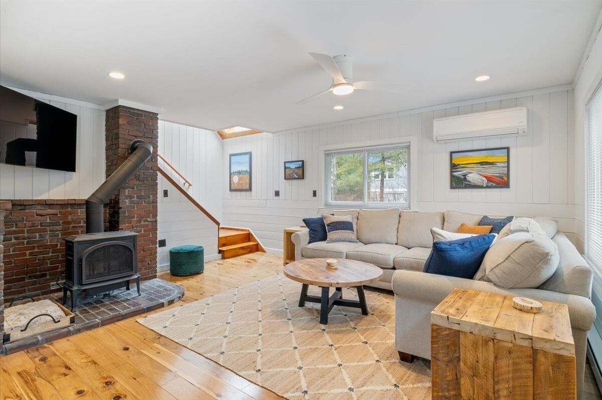 Peaceful & Updated Ocean Park 3br, 2-bath Beach Cottage - Old Orchard Beach