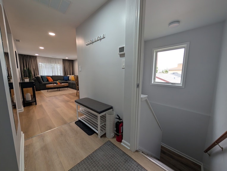 Charming 2-bed.apt In Franklin Park, Ac, Wifi, O'hare, Free Parking, W/d In Unit - Niles, IL