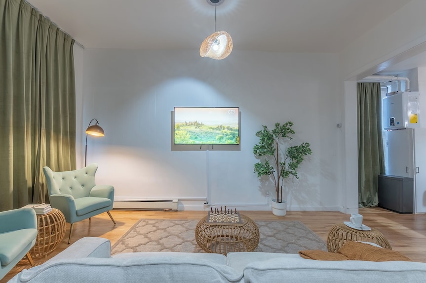 City Escape With 2 Bath, 10 Beds, We Pay Back Half Parking Cost 10% Off 7 Days - Brooklyn, NY