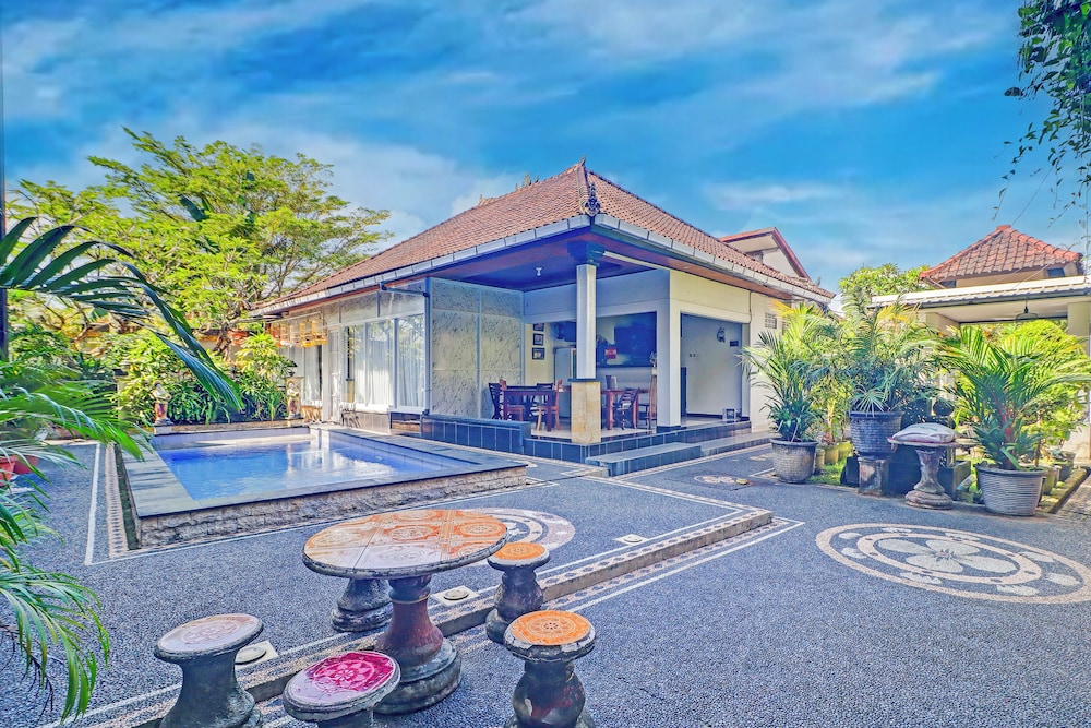 Capital O 94586 New Asta Graha Homestay - Kuta