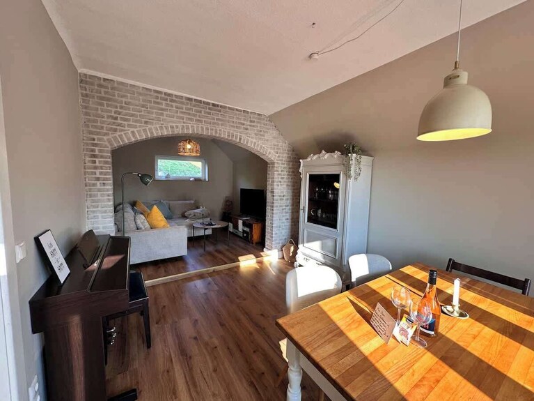 Thatched Cottage By The Dike Near Hamburg - Stade