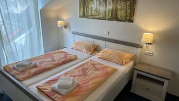 Quarto casal conforto, sacada | Wi-Fi de cortesia