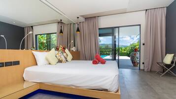 Villa Design, 5 quartos, vista para a piscina | Ferro/tábua de engomar, berços/camas para crianças grátis, Wi-fi grátis