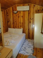 Quarto casal, vista para o jardim | Wi-Fi de cortesia