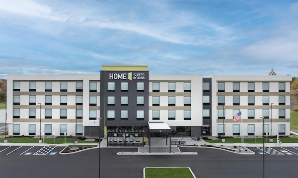 Home2 Suites By Hilton Syracuse Liverpool Airport Area - Syracuse, NY
