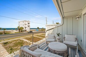 Casa de Férias, vista para o oceano | Varanda