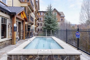 Casa (2 Bedrooms) | Interior