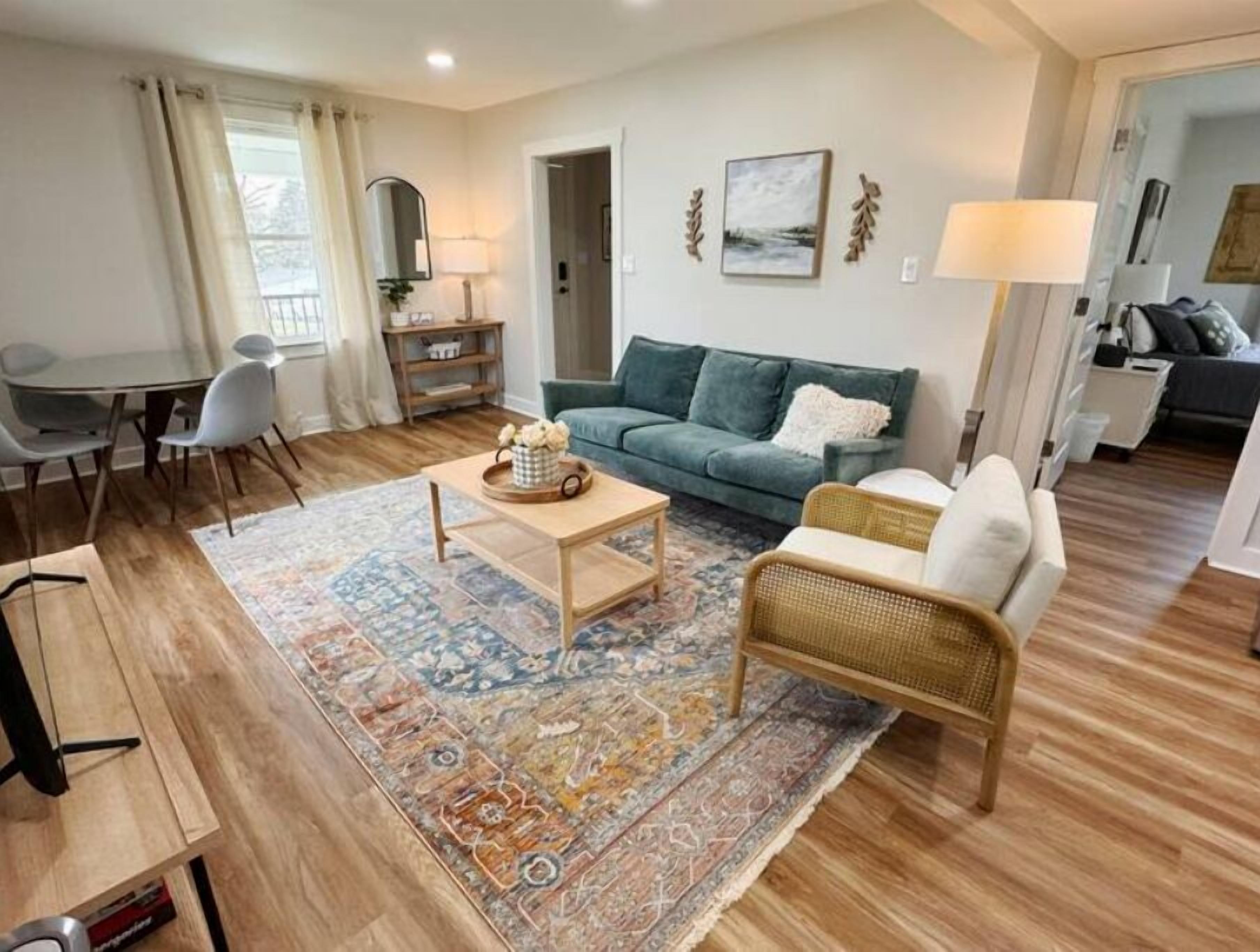 Mid-century Bungalow - 2 Miles From Casino - Danville, VA