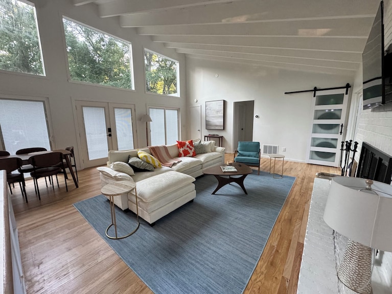 Retro Modern 3-bedroom House With Heated Pool, Large Deck, Wifi In East Hampton - Wölffer Estate Vineyard, Sagaponack