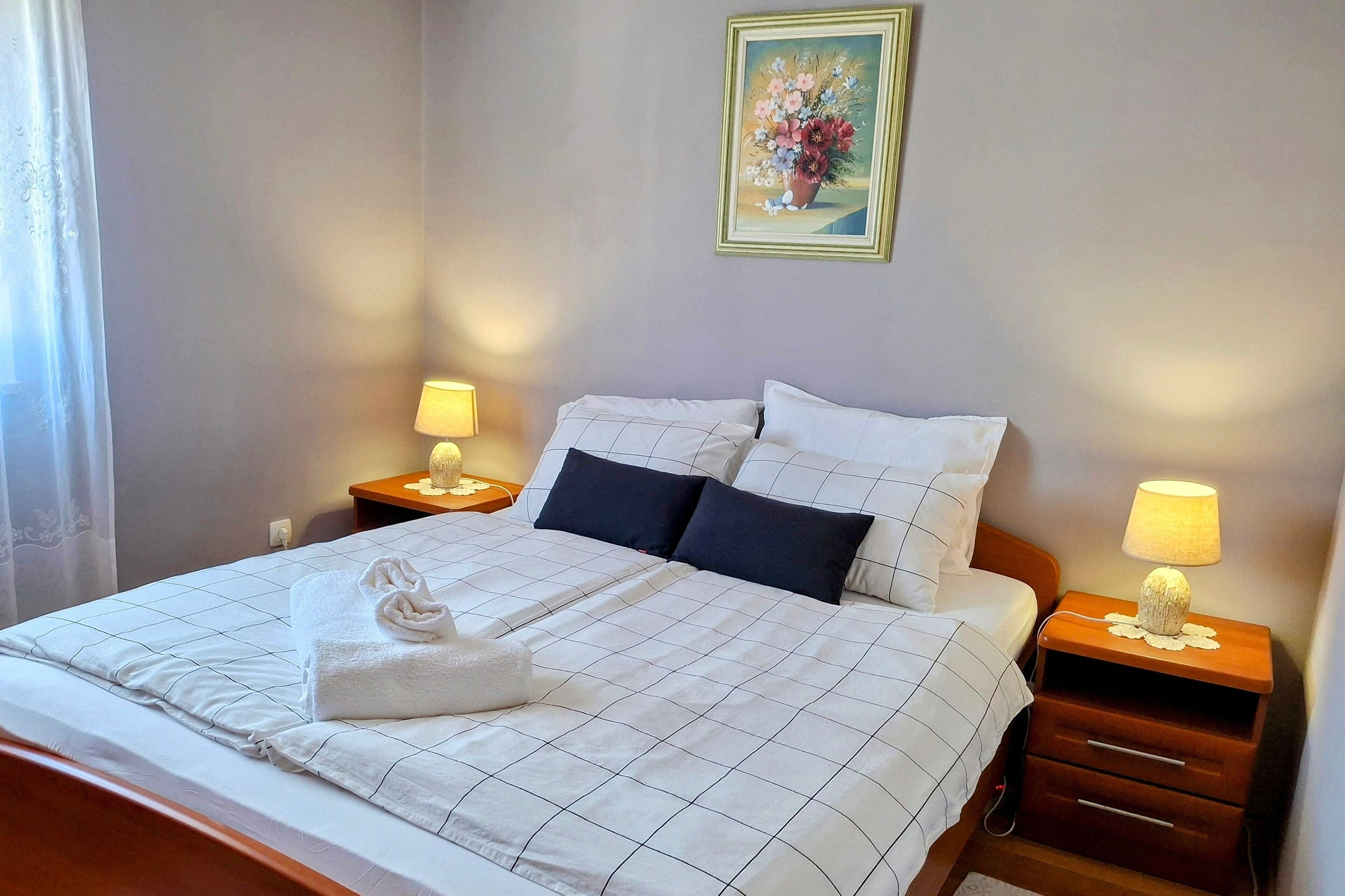 One Bedroom Apartment With Balcony Palit, Rab (A-24465-a) - Rab