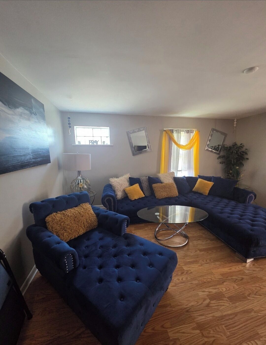 Relax & Unwind In This Comfortable 3br Unit\n - Worth, IL