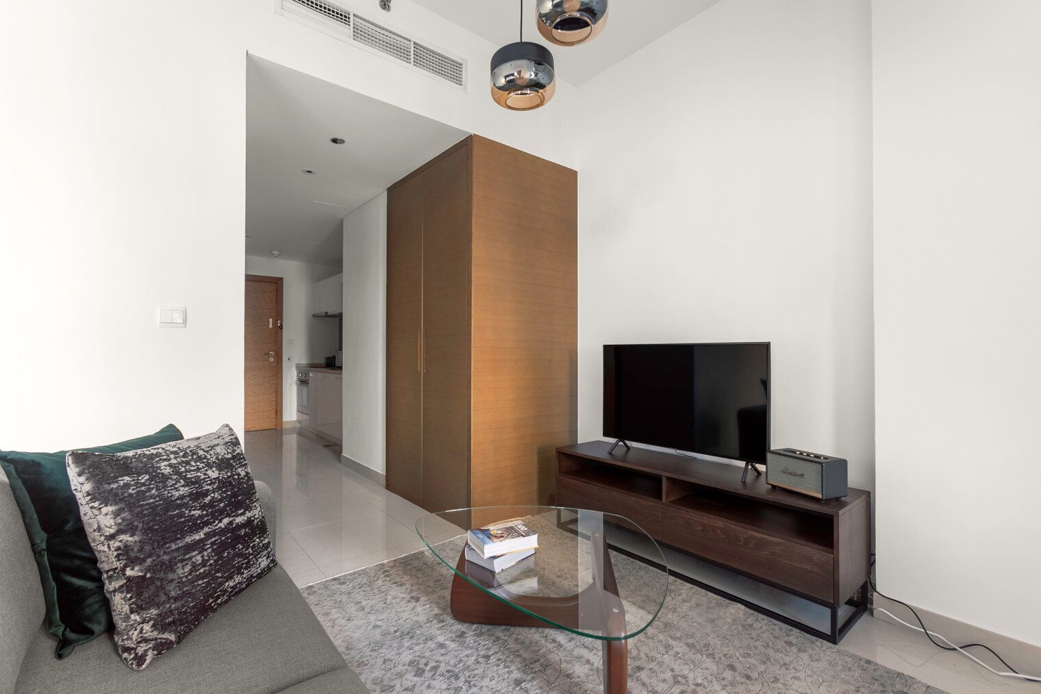 Blueground | Downtown Dubai, Pool, Nr Burj Khalifa - Dubai