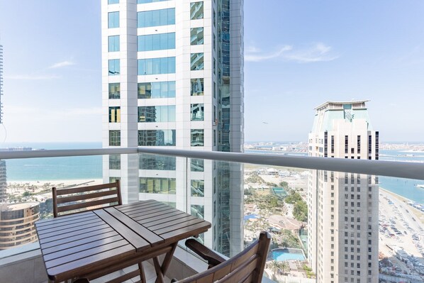 Blueground | Dubai Marina, pool, nr beach Reviews, Deals & Photos 2026 ...