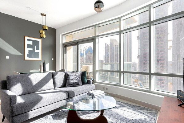 Blueground | Downtown Dubai, pool, nr Burj Khalifa Reviews, Deals ...