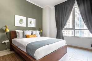 Blueground | Burj Residence Phase I & II, pool, nr Burj Khalifa Reviews ...