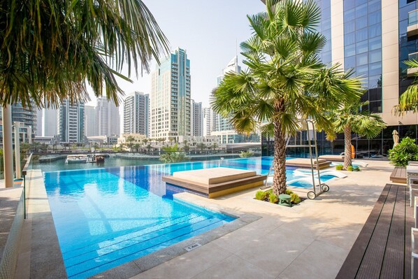 Blueground | Dubai Marina, pool, nr Marina Reviews, Deals & Photos 2026 ...