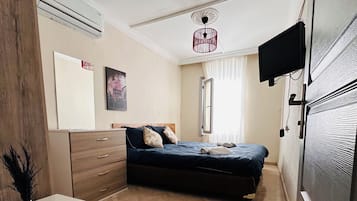 Quarto Duplo Standard | Quartos insonorizados, ferro/tábua de engomar, Wi-fi grátis