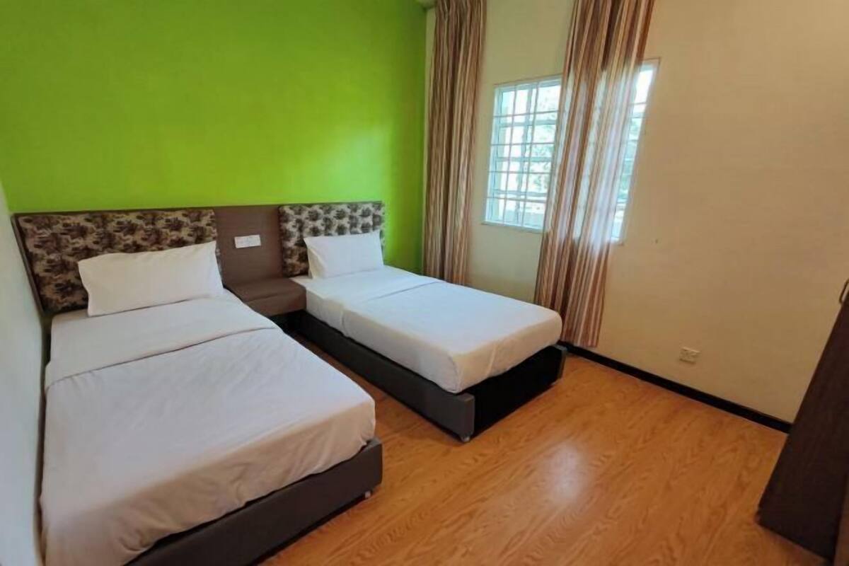 1 quarto, secretária, ferro/tábua de engomar, Wi-fi grátis