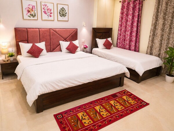 Hotel Dixit Residency Vrindavan - Vrindavan