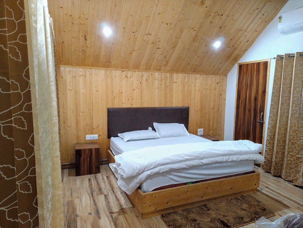 Blue Sheep Resort & Restaurant - Himachal Pradesh