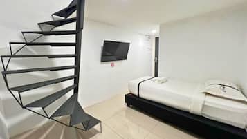 Duplex família | Escrivaninha, ferros/tábuas de passar roupa, Wi-Fi de cortesia