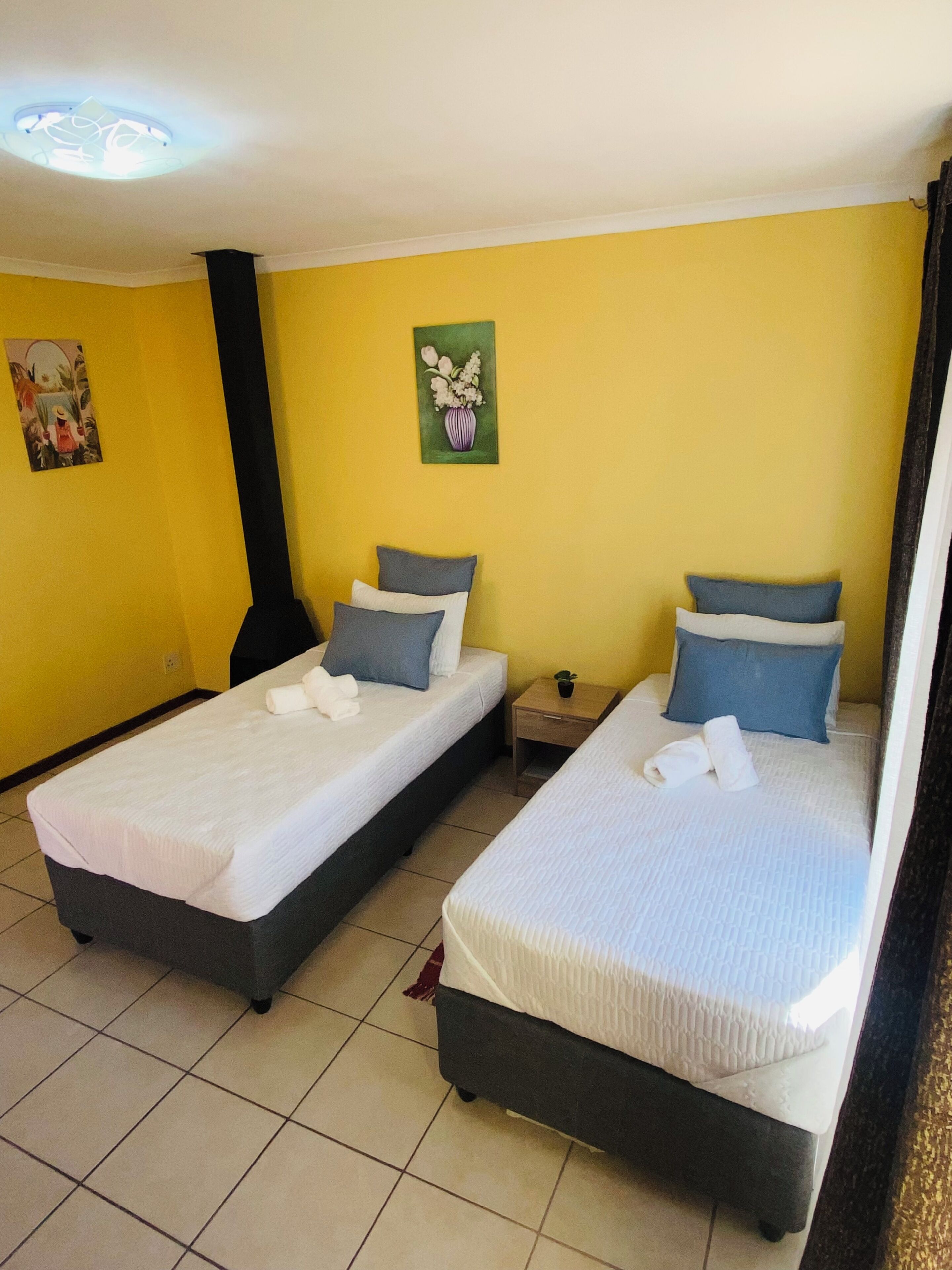 Gwmv Guest  House - Cape Town