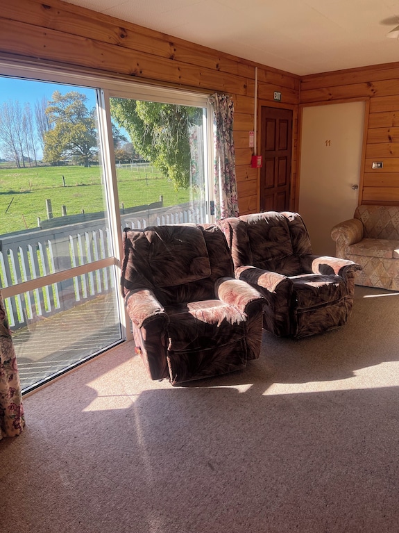 Green Hayes Cottage..in The Country,quiet And Peaceful. - Temuka