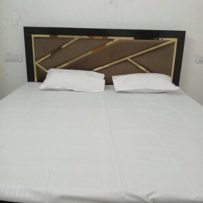 Wi-fi grátis, roupa de cama fornecida 