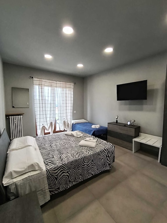 Cuneo Bedroom - Cuneo