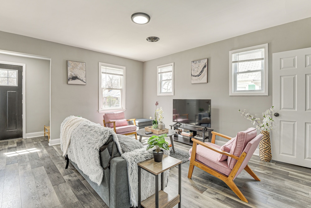 4 Mi To Universities: Quaint Parkville Apartment! - Towson, MD