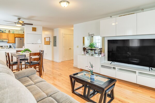 1 Mi To Downtown & Palladium: Worcester Getaway! - Shrewsbury, MA