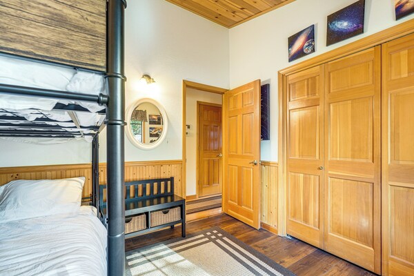 Fire Pit, Gazebo & Grill: Family Cabin In Arnold! - Murphys, CA