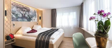 Suite-Estúdio Standard | Secretária adequada para computadores portáteis, Wi-fi grátis