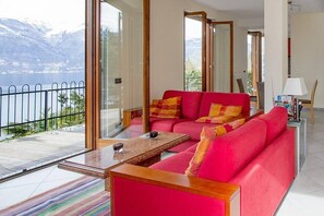 Apartamento, várias camas, varanda, vista para a montanha (Sopra il Lago 4) | Parte interna