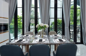 Villa, 4 quartos, acessível, fumadores | Sala de jantar
