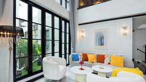 Villa, 4 quartos, acessível, fumadores | Sala