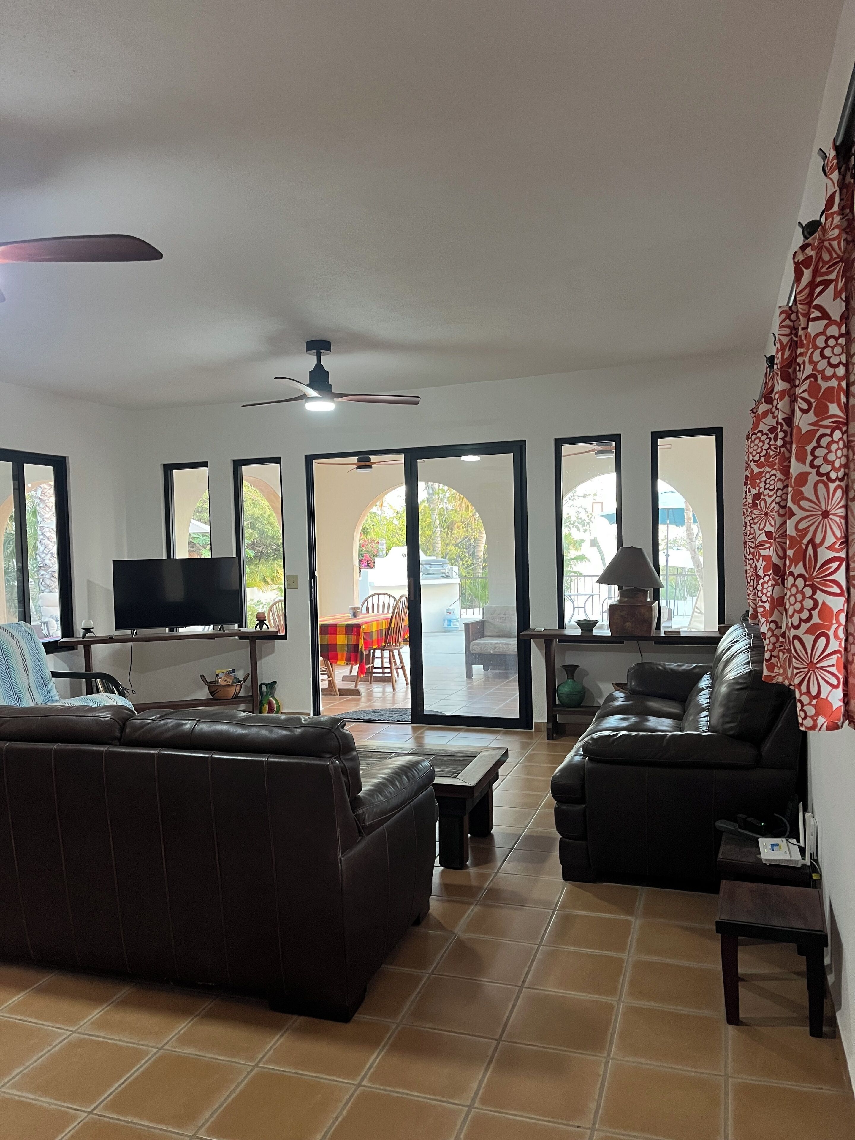 Villa El Tule\nbeautiful Home In The Corridor Area.\n\nminutes From Chileno Bay - San José del Cabo