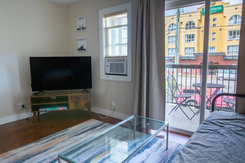 Dogwood Suite | 2 Beds & Walkable To Lake - Harrison Hot Springs